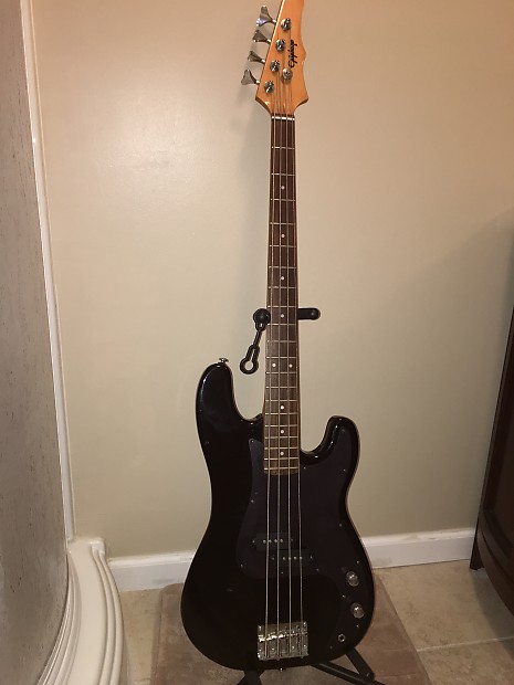 Epiphone Accu Bass Jr w Batwing headstock 90s Black | Reverb
