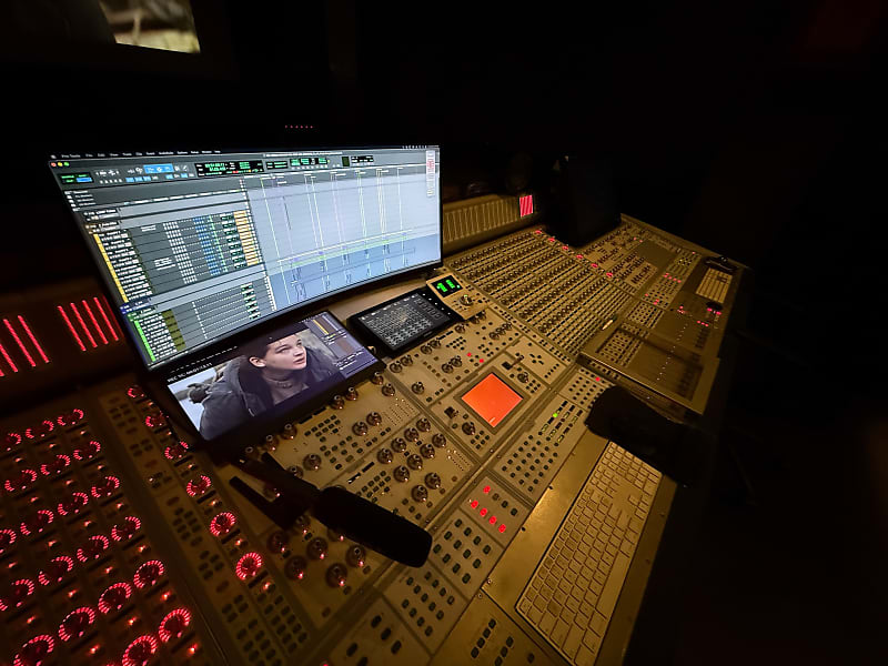 Avid / Digidesign Icon D-Control | Reverb