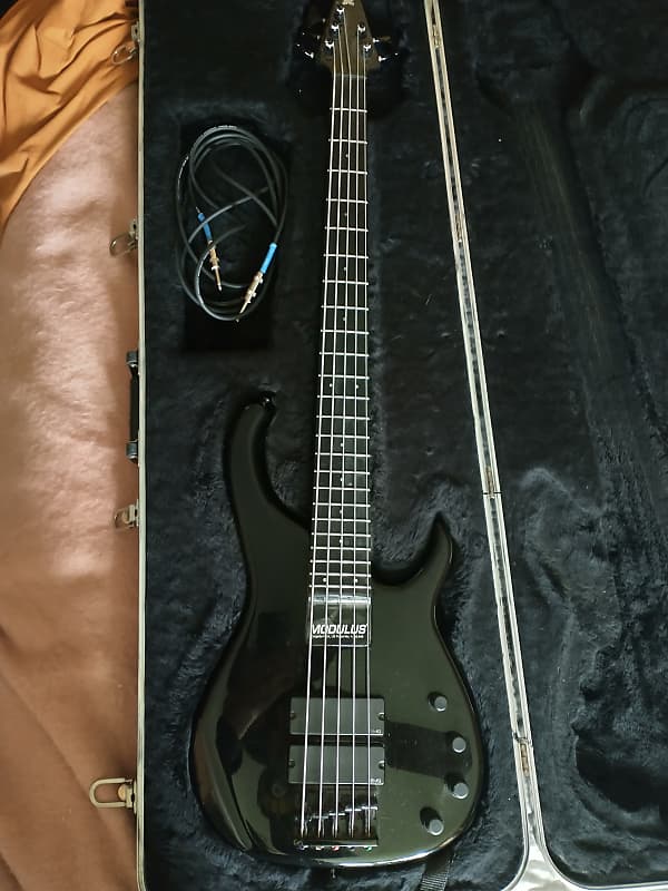 Modulus Quantum 5 1995 - Gloss black, graphite neck | Reverb