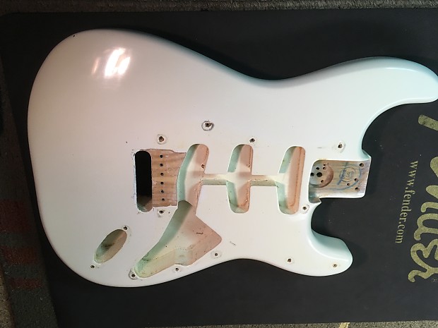 Vintage Fender 1977 Stratocaster Body, White 70's Strat Tone | Reverb