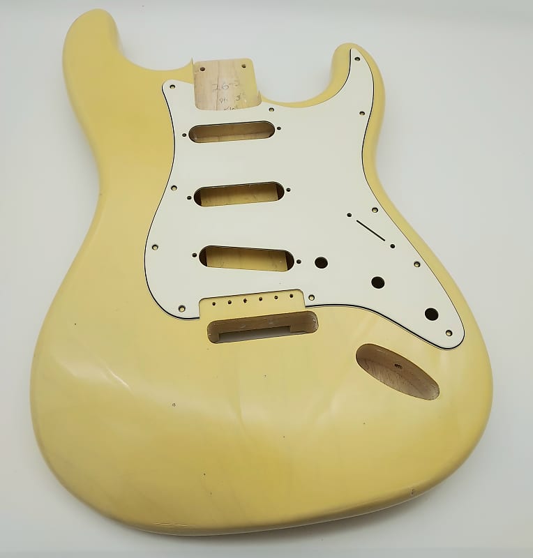 3lbs 7oz BloomDoom Nitro Lacquer Aged Relic Blonde S-Style | Reverb