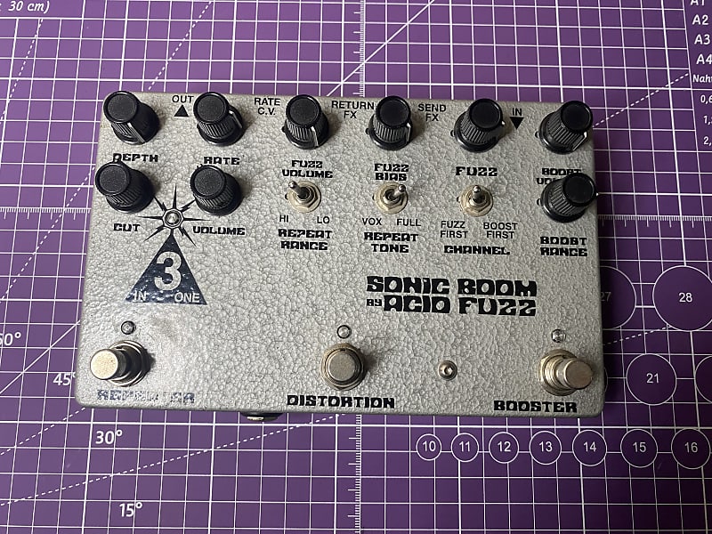 Acid fuzz Sonic Boom | Reverb