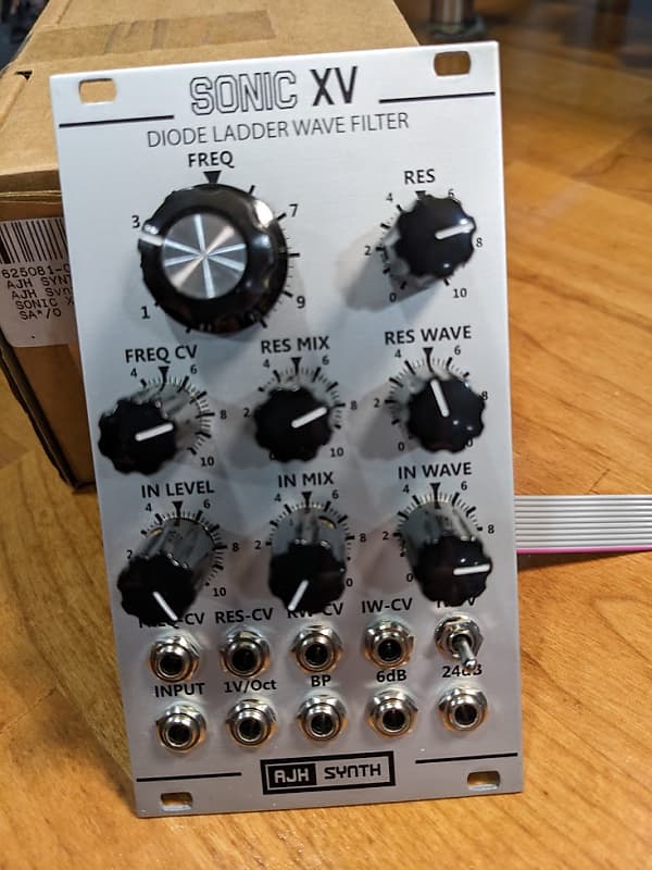 AJH Synth Sonic XV Eurorack Diode Ladder Filter - Silver | Reverb
