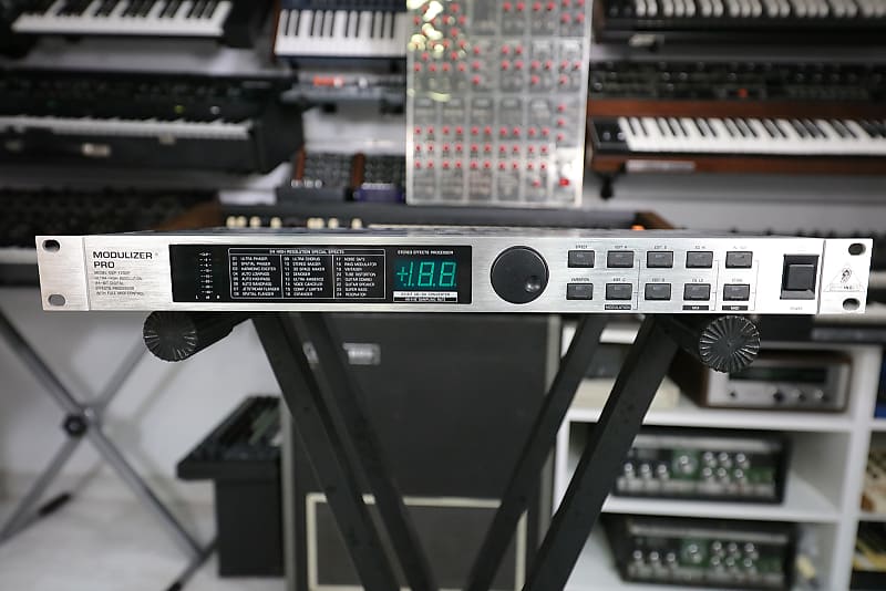 Behringer DSP 1200P Modulizer Pro with user's manual | Reverb UK