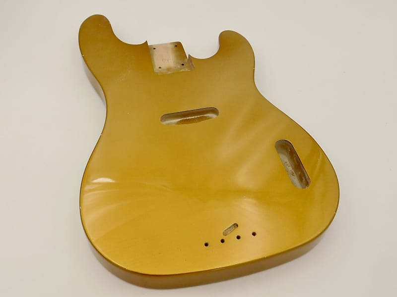 BloomDoom Nitro Lacquer Aged Relic Firemist Gold '51 P-Style | Reverb