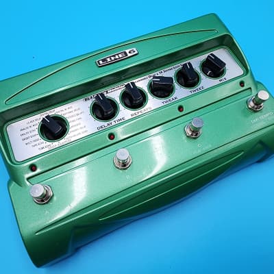 Line 6 DL4 Delay Modeler Guitar Bass Effect Pedal Vintage | Reverb