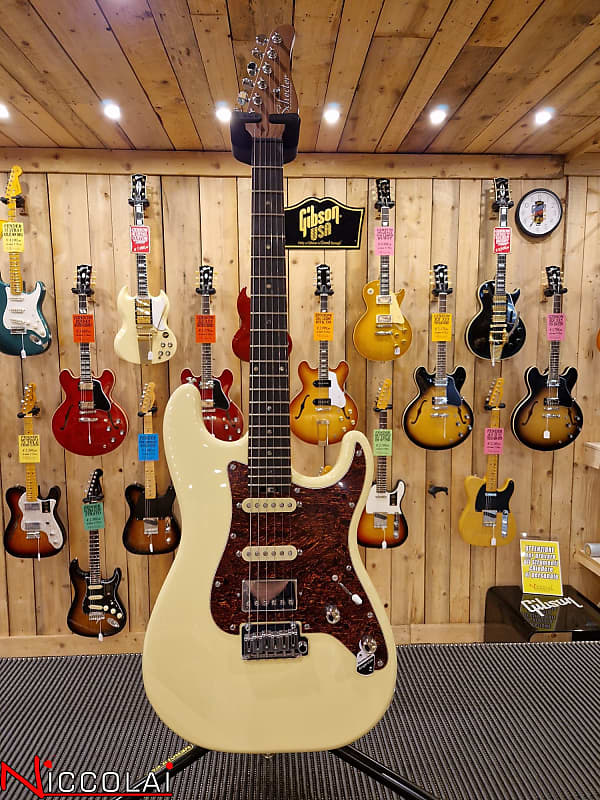 SCHECTER R66 CUSTOM Saint Louis | Reverb