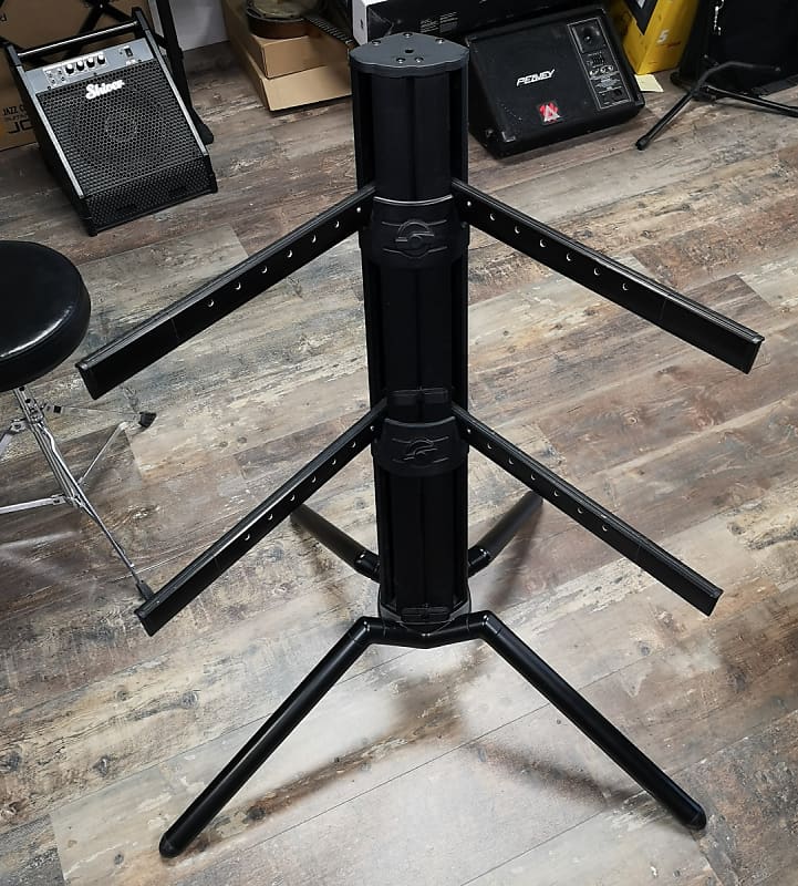 K&M 18860 Spider Pro Black | Reverb