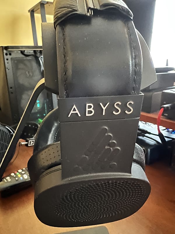 Abyss Diana V2 (Open Planar Magnetic); Black Onyx | Reverb