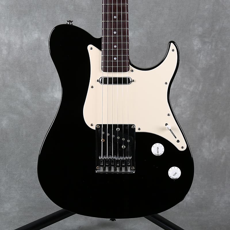 Yamaha Pacifica 102S - Black - 2nd Hand | Reverb