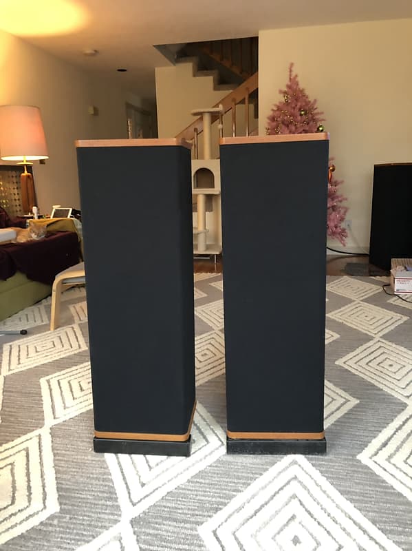 Vandersteen Model 1B | Reverb