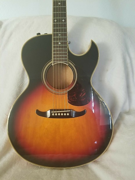 Fender El Rio A/E Guitar -- Made In Japan | Reverb