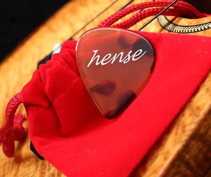 Hense Happy Turtle Pick HP-02 2023 - Galalith (casein) | Reverb