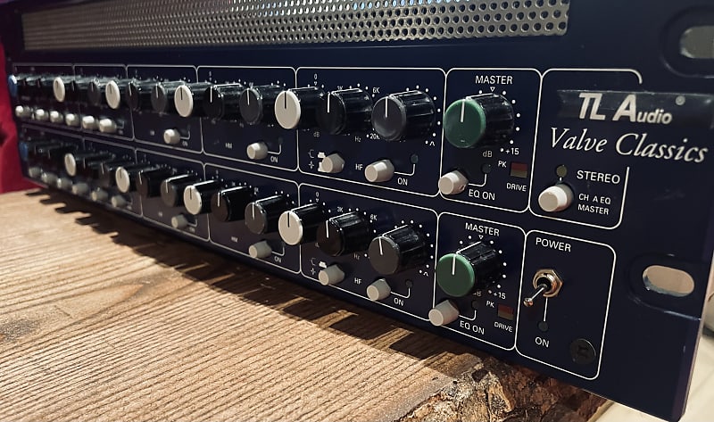 Tl audio Eq 2 parametric equaliser 90’s - Black / dark blue | Reverb