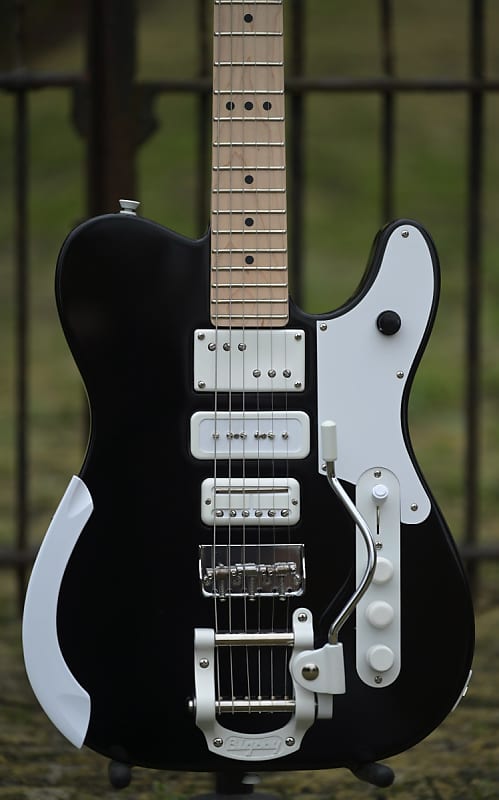 Fender Jack White Triplecaster™ Telecaster® - Black - Pre | Reverb UK