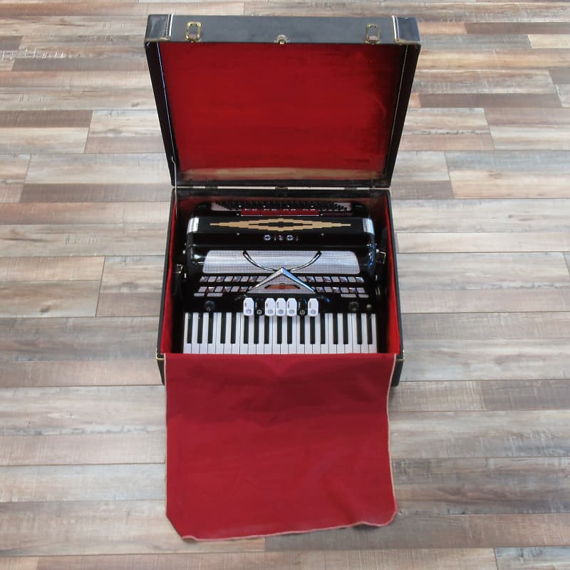 Iorio Rhythm Combo Accordion made in Italy Black | Reverb