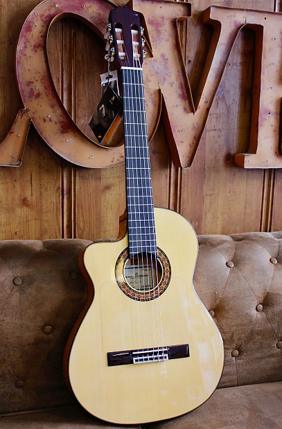 Raimundo 646-CE Slim LEFTY CUSTOM ORDER | Reverb