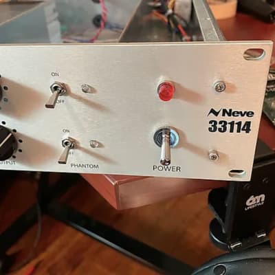 Neve 33114 Racked Discrete Pair w/ DI. Fully teched and in | Reverb