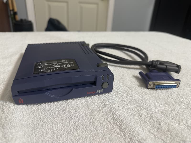 Iomega Iomega ZIP 100 External Zip Drive Z100P2 w/AC Adapter | Reverb