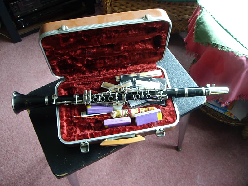 Besson "35" Bb Clarinet Black | Reverb