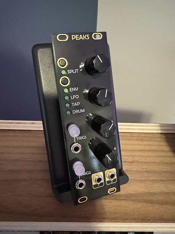 After Later Audio Peaks (Mutable Instruments Clone) - Black | Reverb