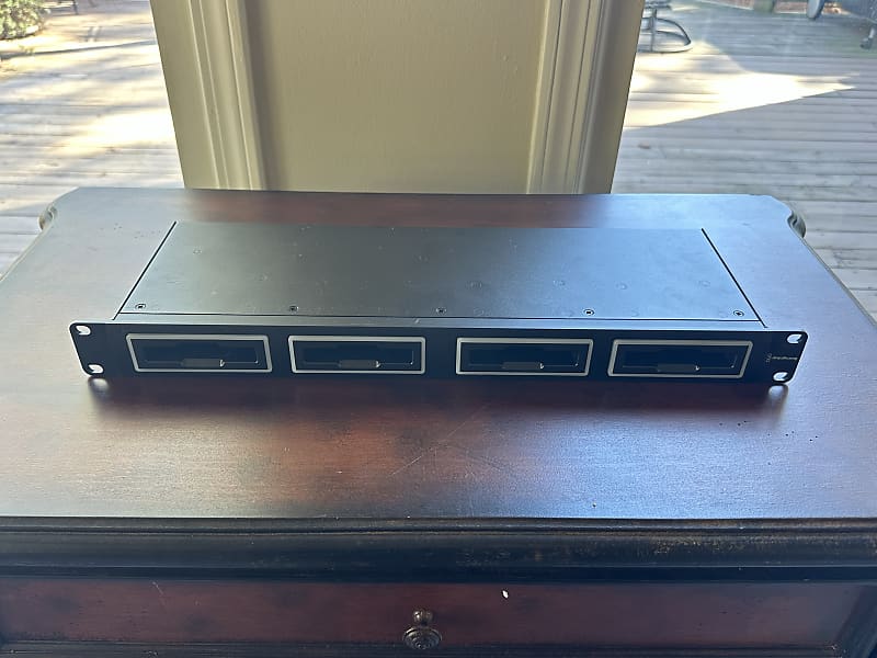 Blackmagic Design MultiDock 10G | Reverb