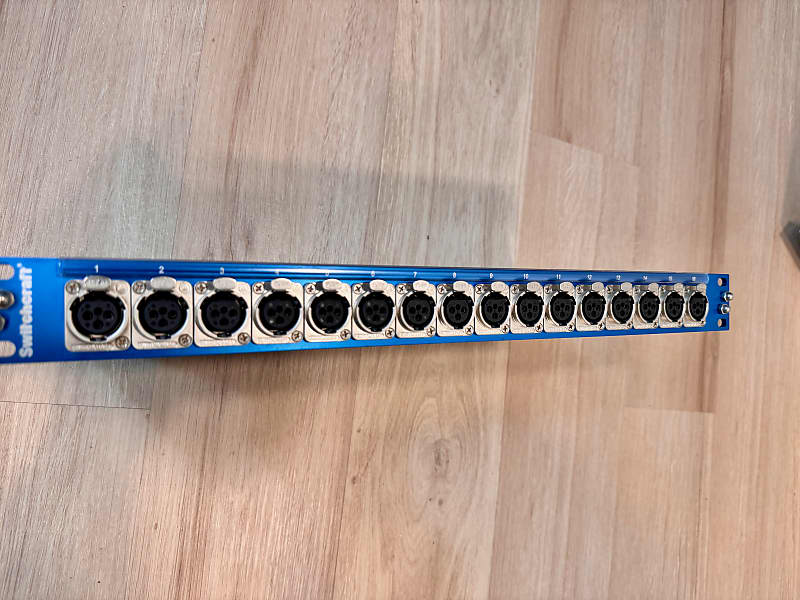 Switchcraft PT16FX2DB25 16-point XLR Female - DB25 Patchbay | Reverb