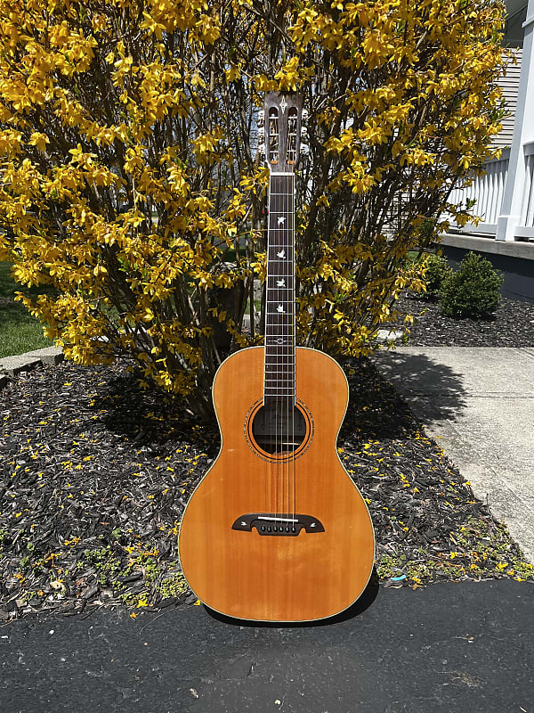 Alvarez AP70L Artist Parlor Left-Handed 2010s - Natural | Reverb