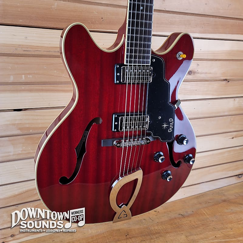 Guild Starfire IV with Guild Hard Case - Cherry Red | Reverb