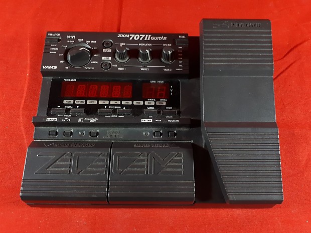 Zoom 707II 700 II Guitar Effects Processor Pedal - Black - | Reverb