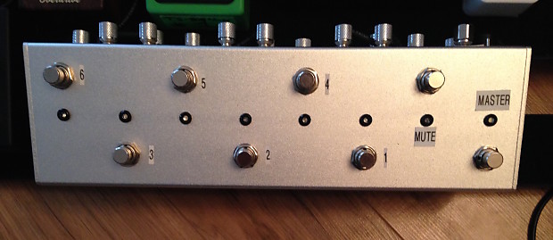 True Bypass Switcher, Looper, Controller 6 Loop (Pedalboard) | Reverb