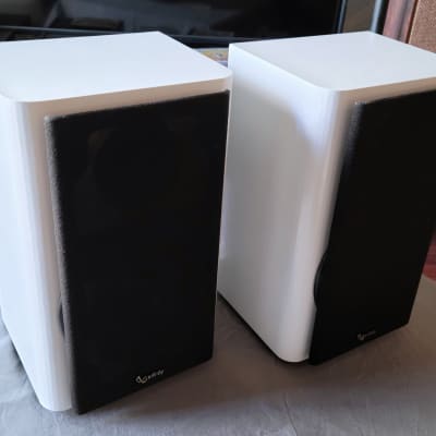Infinity RS 2001 Bookshelf Speakers - Custom White | Reverb