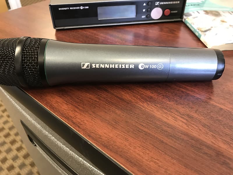 Sennheiser EW G2 Microphone | Reverb