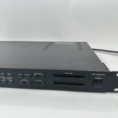 Roland U-220 RS-PCM Sound Module | Reverb Deutschland