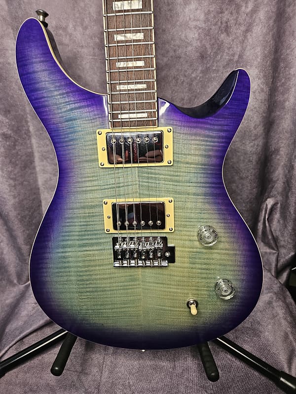 Firefly FFPR 2022 - Blueberry Burst | Reverb