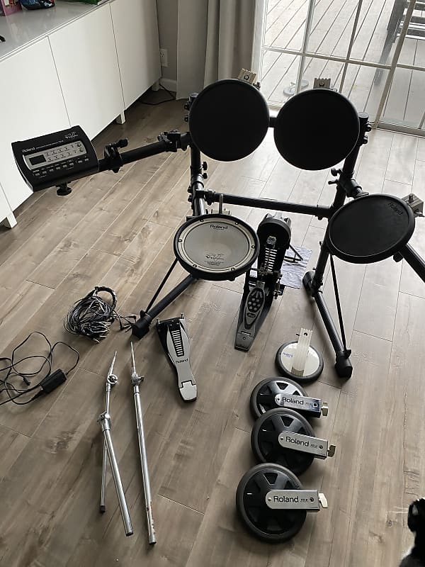 Roland TD-3 electronic drum kit with kick pedal and upgraded | Reverb