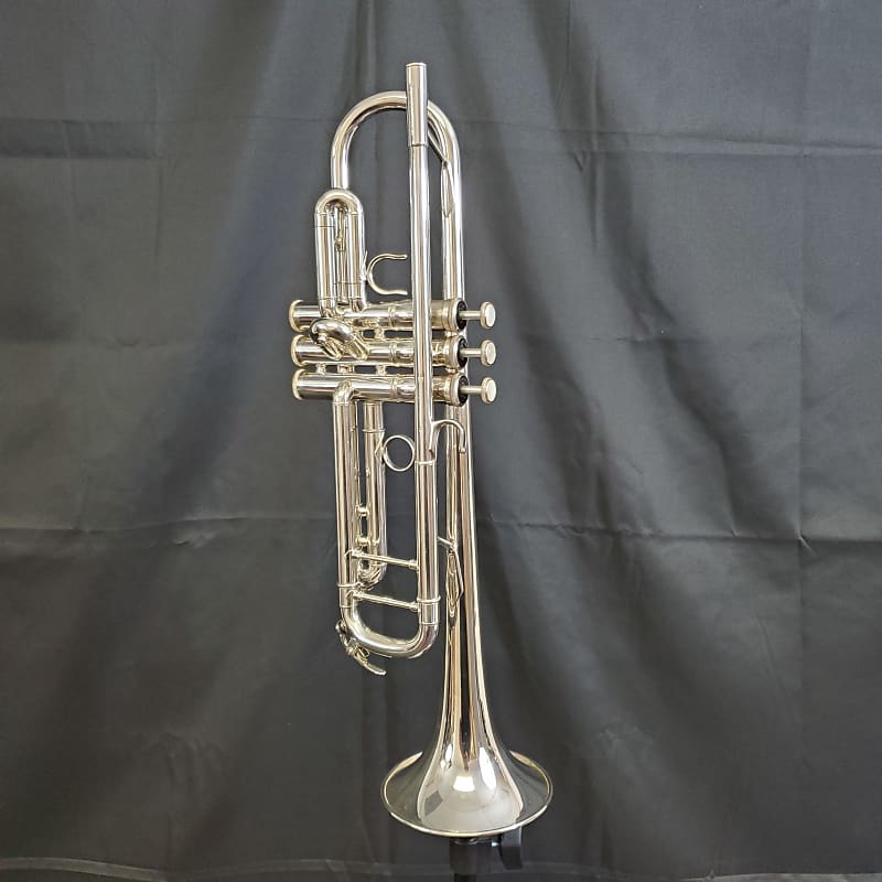 Yamaha YTR-6335HS Pro Bb Trumpet w/ Original Case - | Reverb