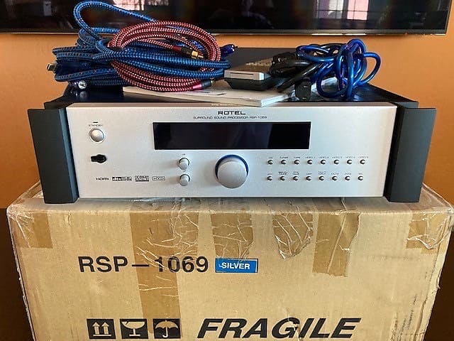 Rotel RSP 1069 | Reverb