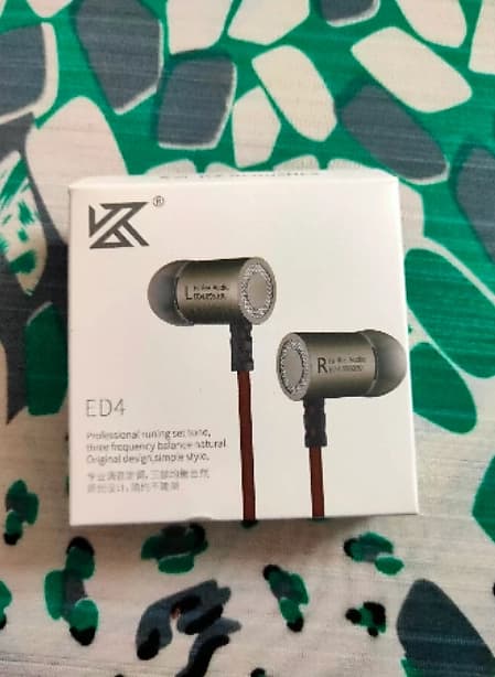 KZ ED4 black | Reverb