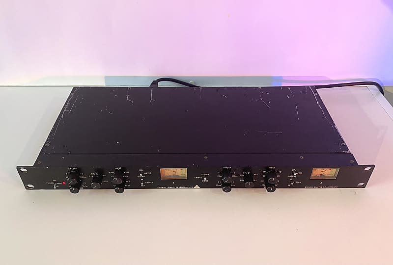 TRIDENT audio developments stereo limiter compressor | Reverb Canada