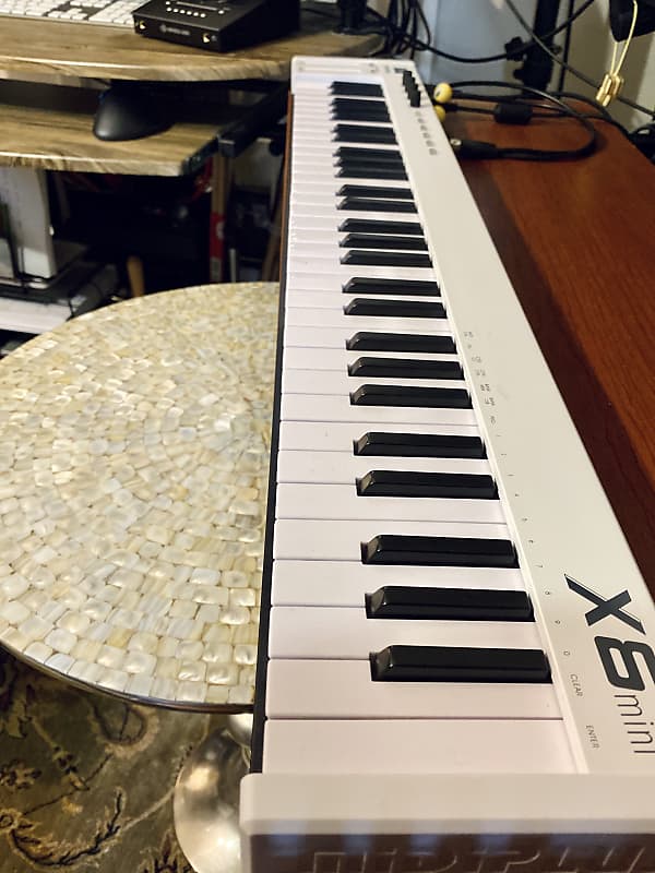 Midiplus X6 Mini 2021 - White | Reverb