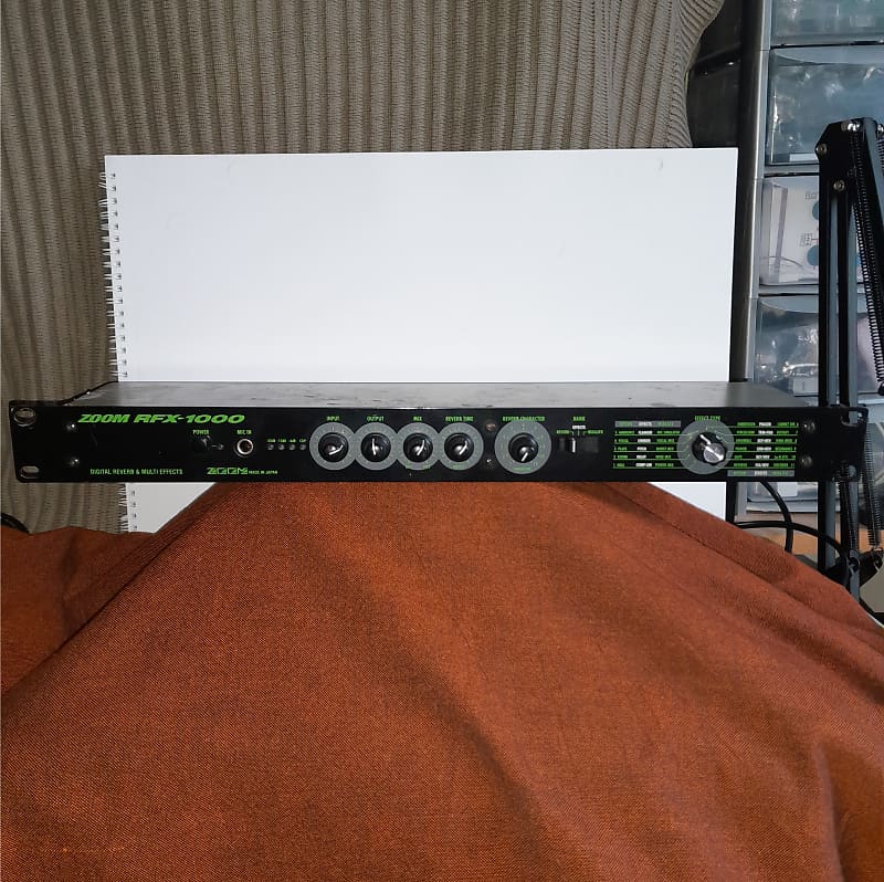 Zoom RFX-1000 Digital Reverb/Delay/Vocoder/Multi-Effects | Reverb UK