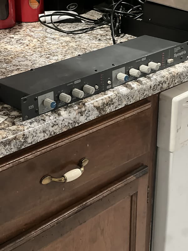 Symetrix 525 Dual stereo compressor | Reverb