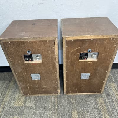 Sansui SP-200 3 Way 5 Speakers Floor Speaker Pair Made in | Reverb