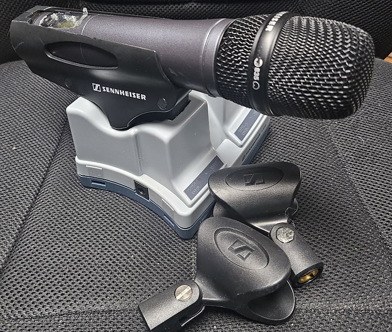 Sennheiser SKM 300-835 G3 - Charging Station L2015 - G Band | Reverb