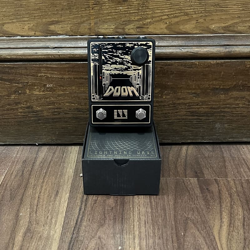 Doom Modulation Pedal | Reverb