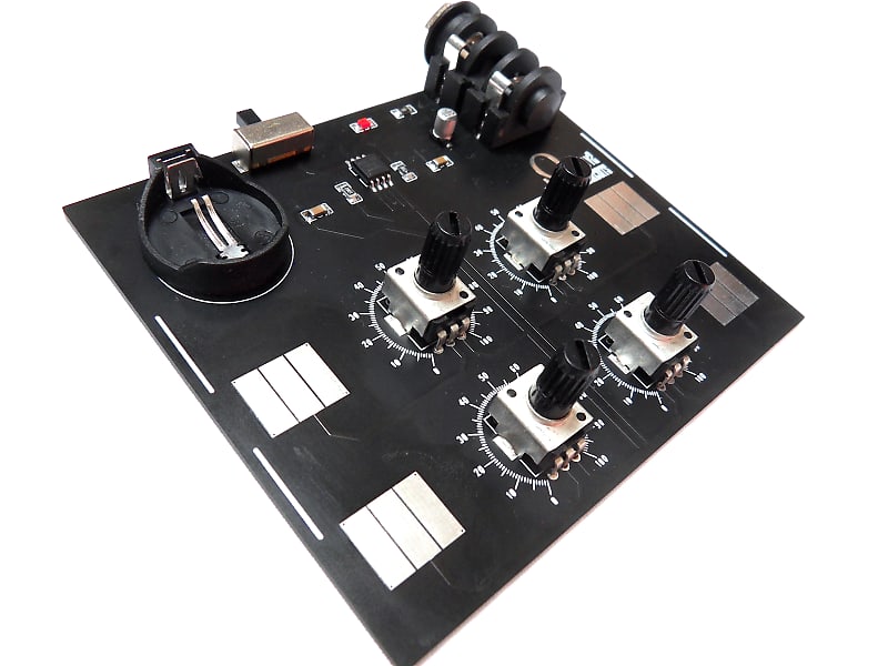 RC Circuit Bent 'Ohm v2' Drone Sound Generator | Reverb Canada