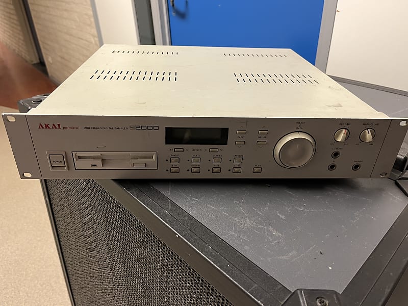 Akai S2000 | Reverb