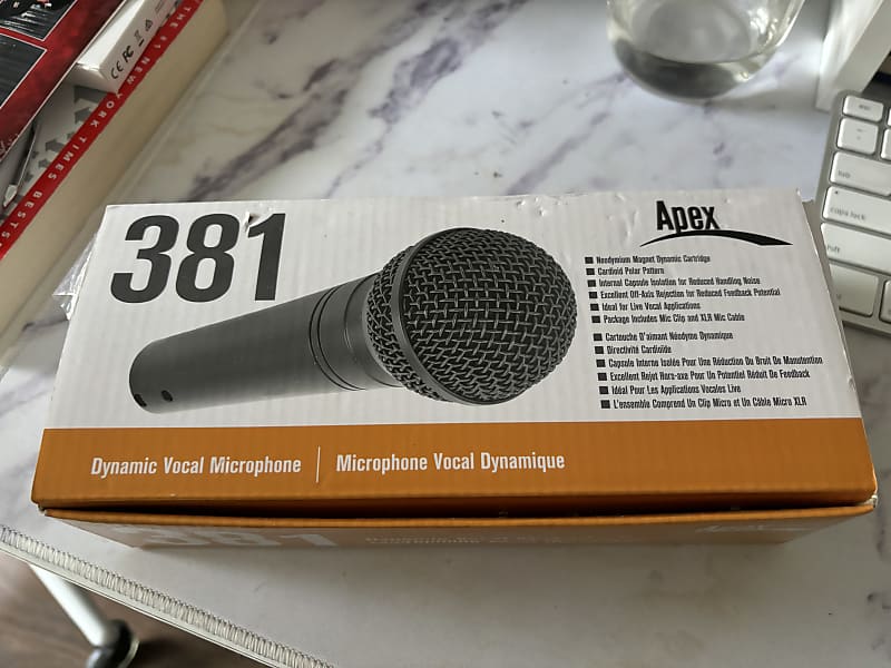 Apex 381 dynamic vocal microphone | Reverb