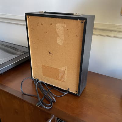 Vintage 1960s Regal RE-105 Electric Guitar Amplifier | Reverb